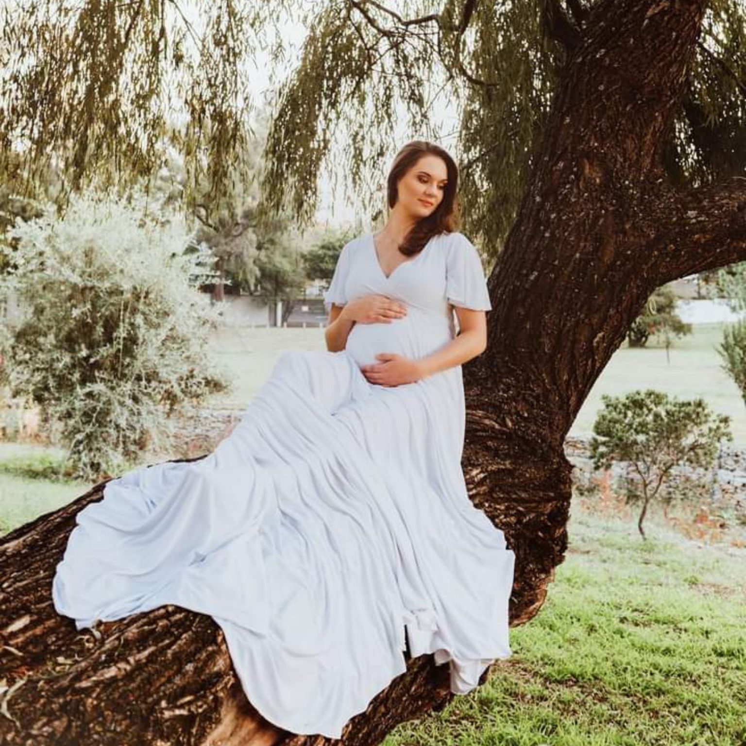 Lily White Flutter-Sleeve - The Bump and Willow
